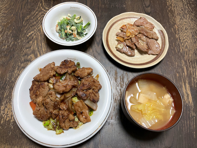お肉たっぷり！ラム肉の焼肉: ぜんまいにもん