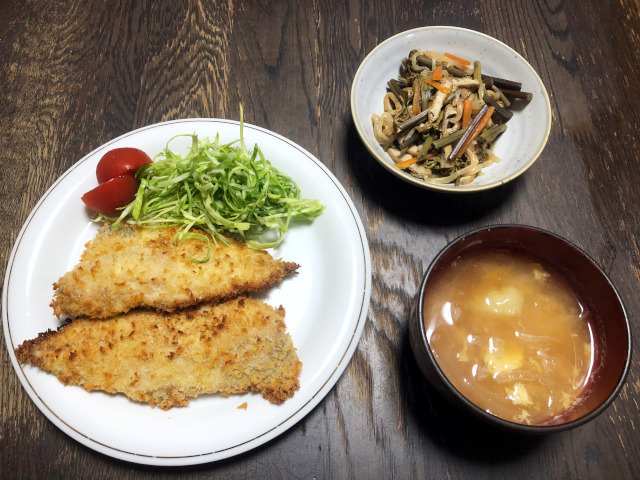 アジのフライ風: ぜんまいにもん