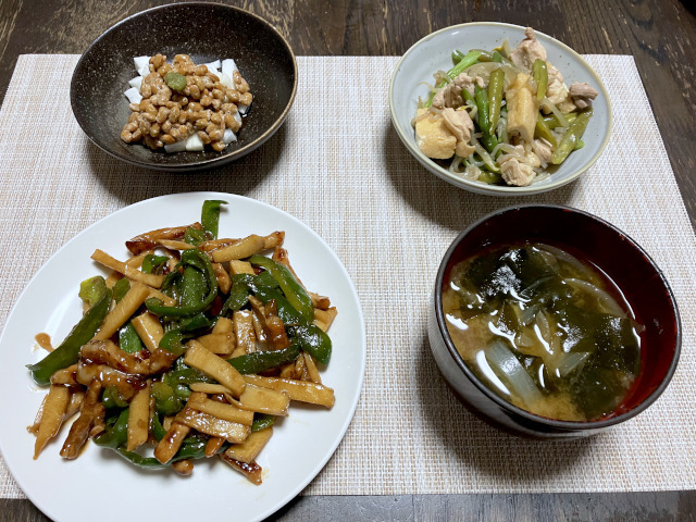 青椒肉絲: ぜんまいにもん